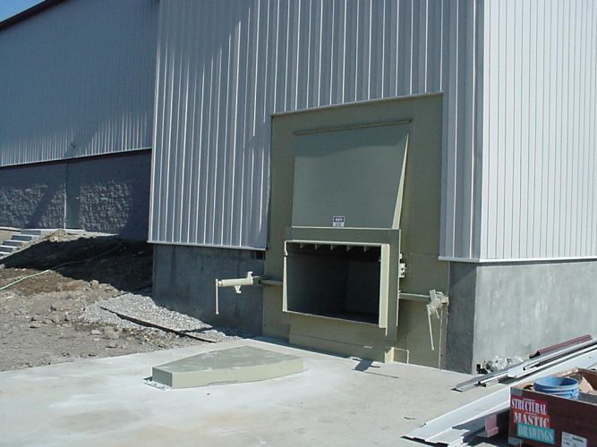 INDUSTRIAL STATIONARY COMPACTOR 4660 - Sebright Products Inc