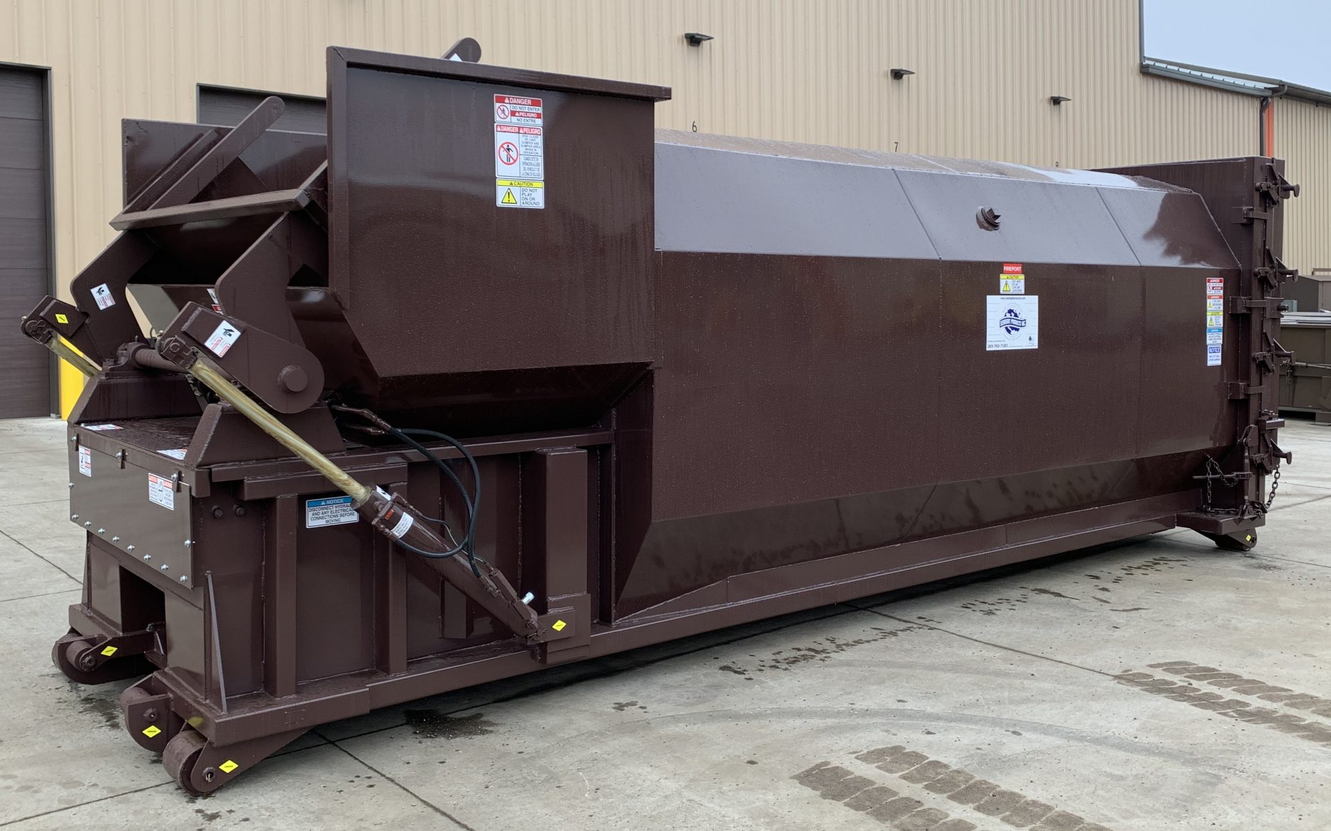 Self-Contained Compactor - Sebright Products Inc